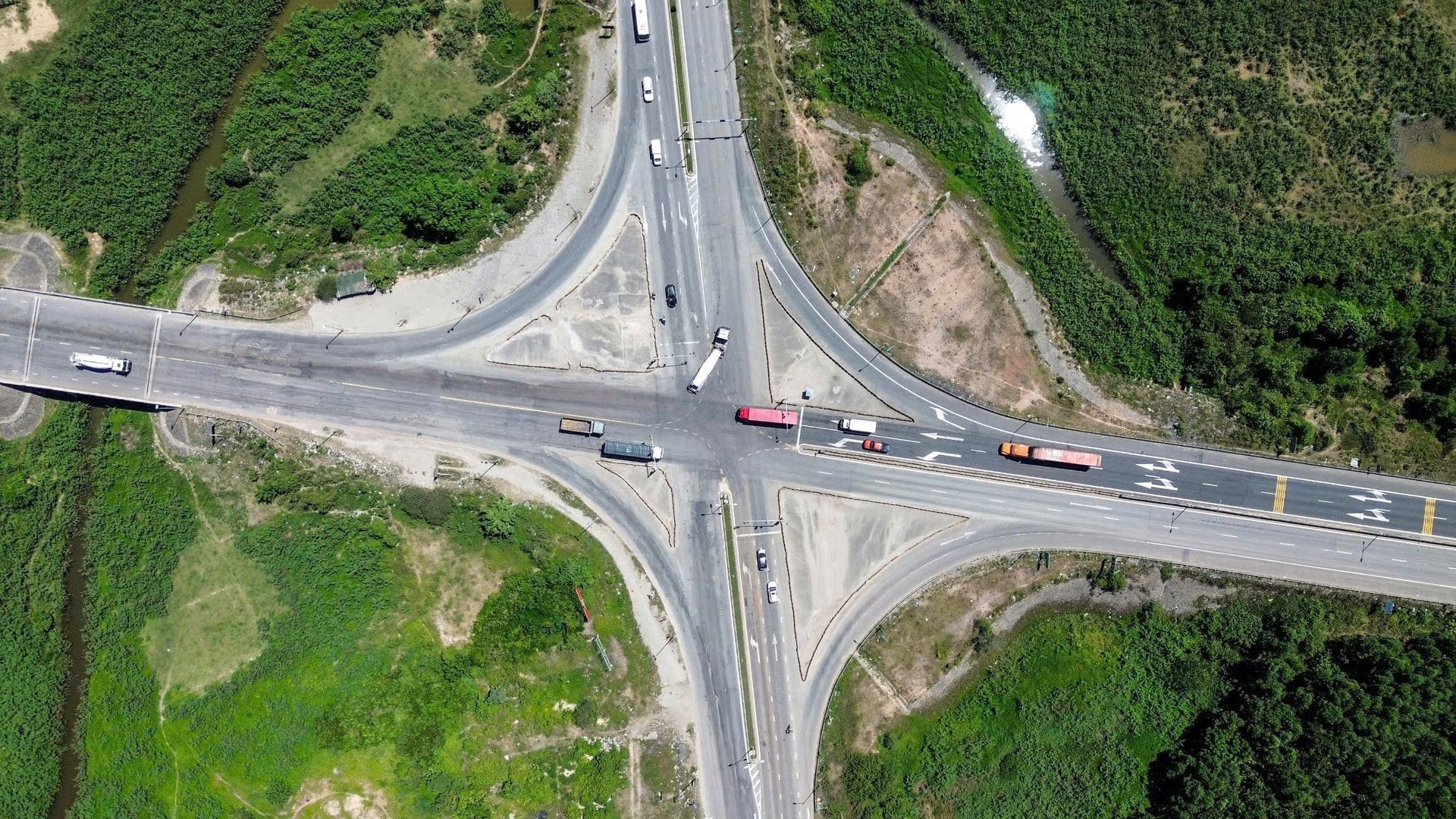 Tăng cường bảo đảm an toàn giao thông trên tuyến quốc lộ 14B và Hòa ...