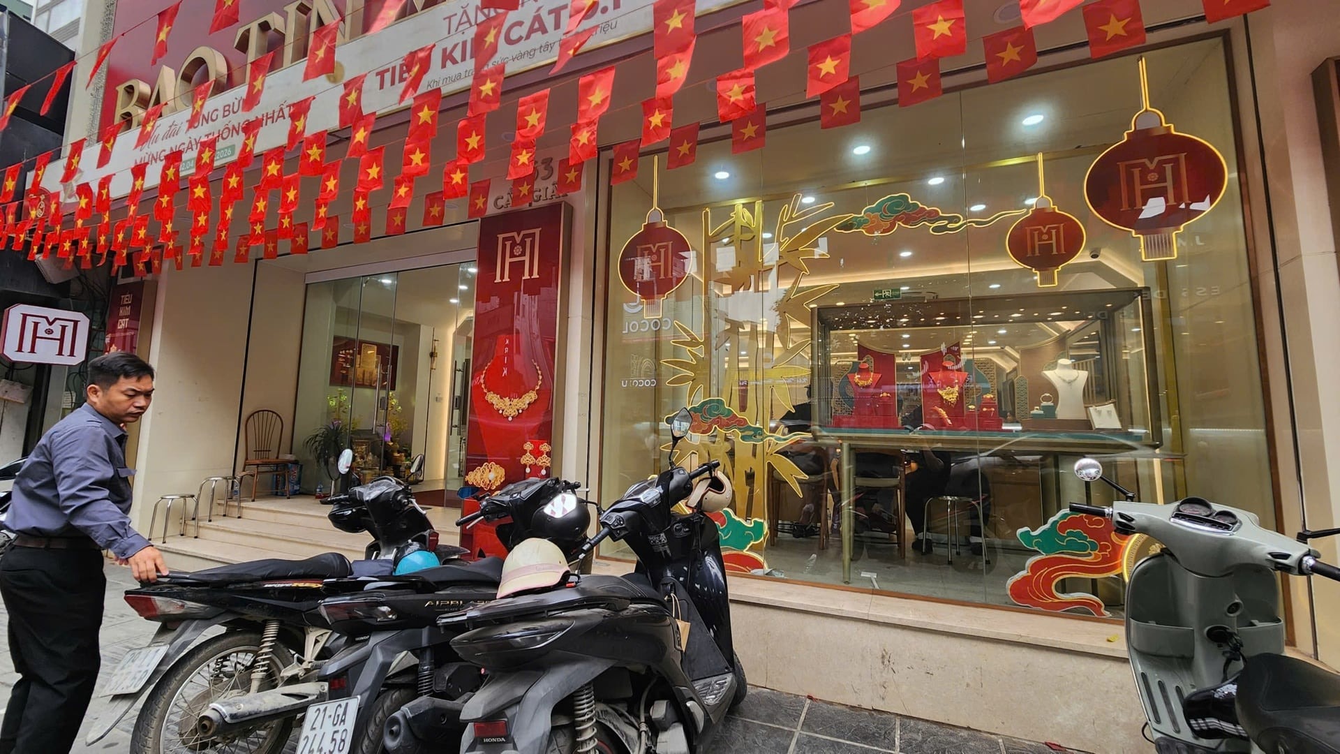 Cập nhật giá vàng chiều nay 1/6/2026: Giá vàng SJC, giá vàng 24k 9999 ...