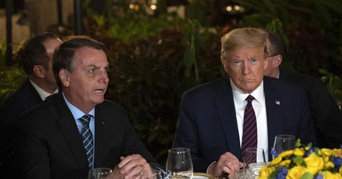 Tổng thống Mỹ Donald Trump âm tính với virus SARS-CoV-2